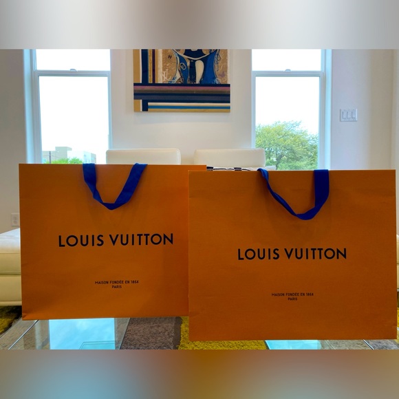 Louis Vuitton | Bags | Authentic Lv Paper Shopping Bagmeasurements 9x ...